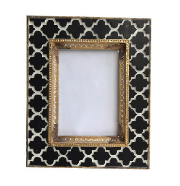 Black & White Tile Frame - Oh So Pretty Events & Rentals